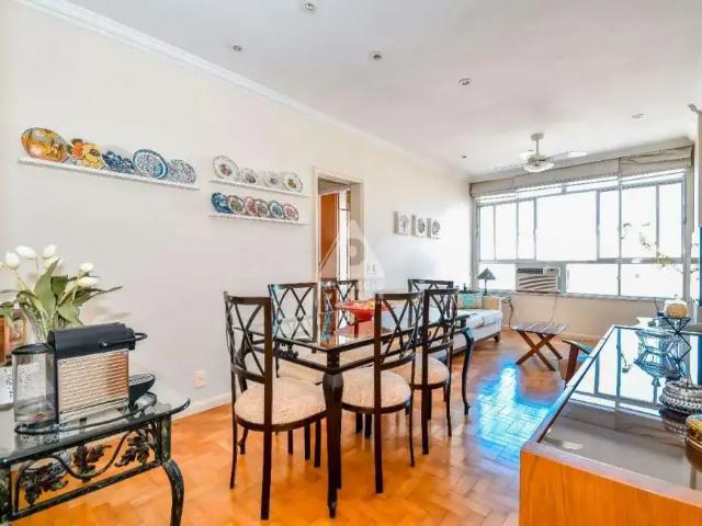 Apartamento para Venda em Rio de Janeiro/RJ Copacabana 3 Quartos