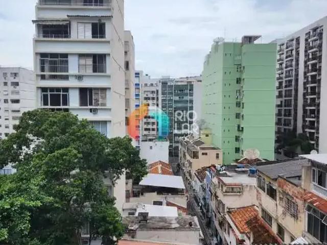 Apartamento para Venda em Rio de Janeiro/RJ Copacabana 3 Quartos