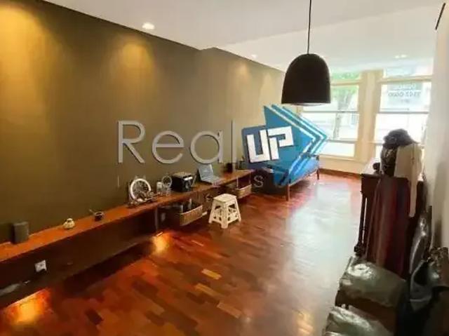 Apartamento para Venda em Rio de Janeiro/RJ Copacabana 3 Quartos