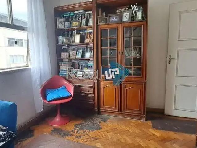 Apartamento para Venda em Rio de Janeiro/RJ Copacabana 3 Quartos