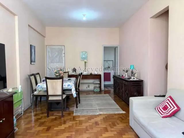 Apartamento para Venda em Rio de Janeiro/RJ Copacabana 3 Quartos