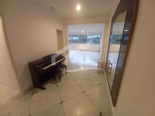 Apartamento para Venda em Rio de Janeiro/RJ Copacabana 3 Quartos