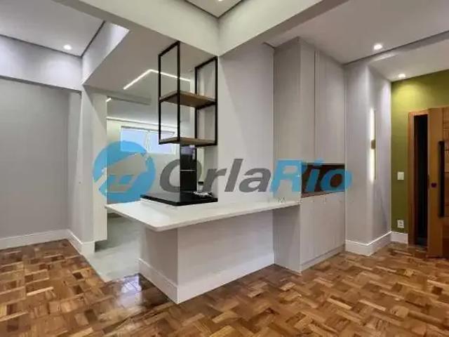 Apartamento para Venda em Rio de Janeiro/RJ Copacabana 3 Quartos