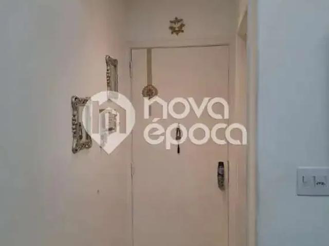 Apartamento para Venda em Rio de Janeiro/RJ Copacabana 3 Quartos
