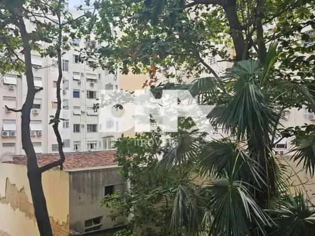 Apartamento para Venda em Rio de Janeiro/RJ Copacabana 3 Quartos