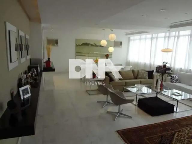 Apartamento para Venda em Rio de Janeiro/RJ Copacabana 3 Quartos