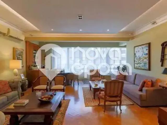 Apartamento para Venda em Rio de Janeiro/RJ Copacabana 3 Quartos