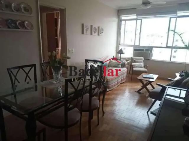 Apartamento para Venda em Rio de Janeiro/RJ Copacabana 3 Quartos