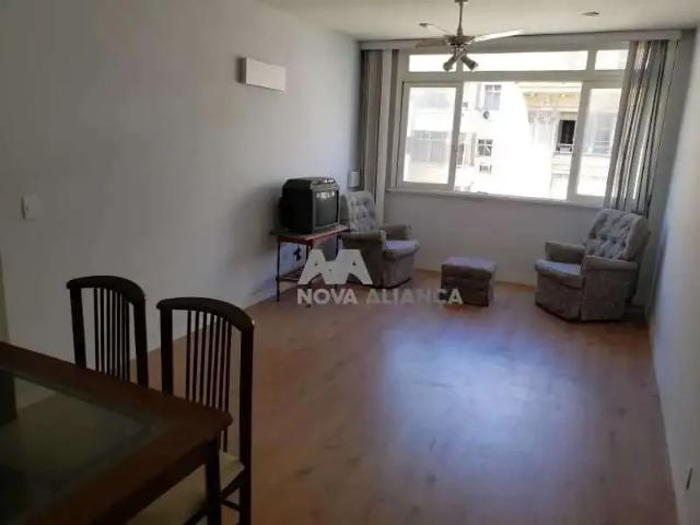 Apartamento para Venda em Rio de Janeiro/RJ Copacabana 3 Quartos