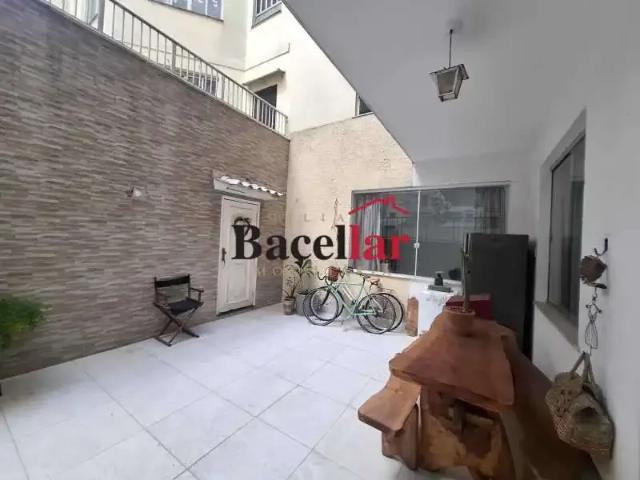 Apartamento para Venda em Rio de Janeiro/RJ Copacabana 3 Quartos