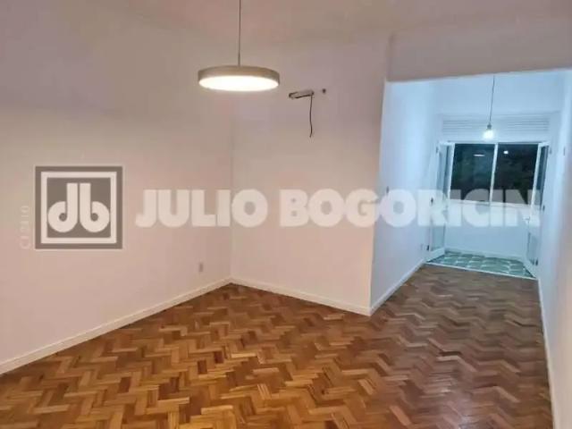 Apartamento para Venda em Rio de Janeiro/RJ Copacabana 3 Quartos