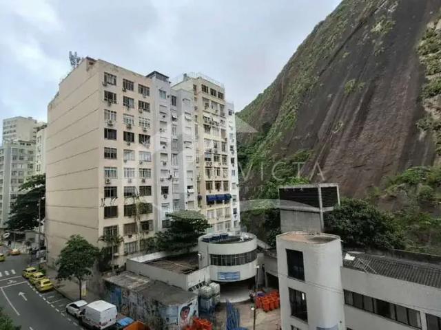 Apartamento para Venda em Rio de Janeiro/RJ Copacabana 3 Quartos