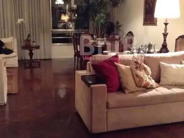 Apartamento para Venda em Rio de Janeiro/RJ Copacabana 3 Quartos