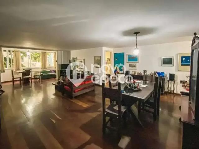 Apartamento para Venda em Rio de Janeiro/RJ Copacabana 3 Quartos