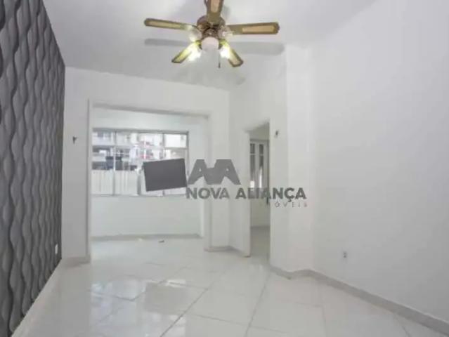 Apartamento para Venda em Rio de Janeiro/RJ Copacabana 3 Quartos