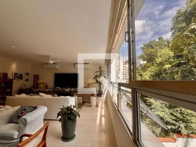 Apartamento para Venda em Rio de Janeiro/RJ Copacabana 3 Quartos