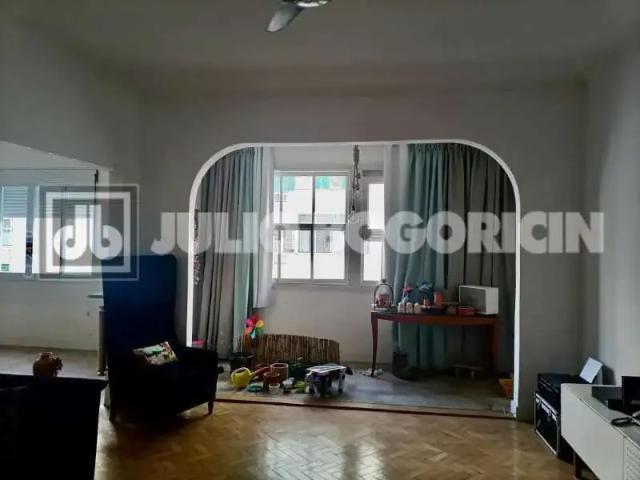 Apartamento para Venda em Rio de Janeiro/RJ Copacabana 3 Quartos