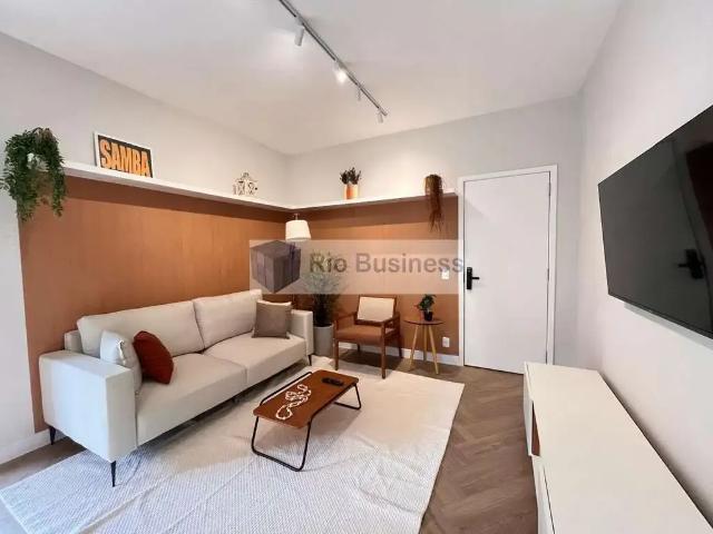 Apartamento para Venda em Rio de Janeiro/RJ Copacabana 3 Quartos