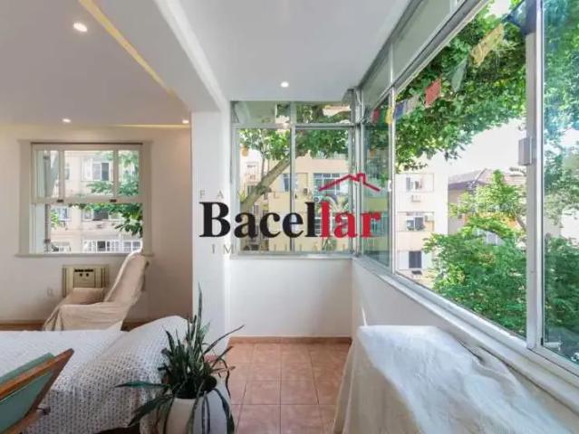 Apartamento para Venda em Rio de Janeiro/RJ Copacabana 3 Quartos