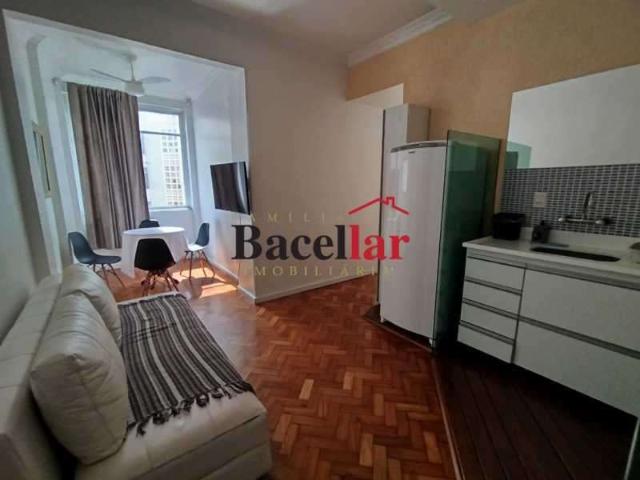 Apartamento para Venda em Rio de Janeiro/RJ Copacabana 3 Quartos