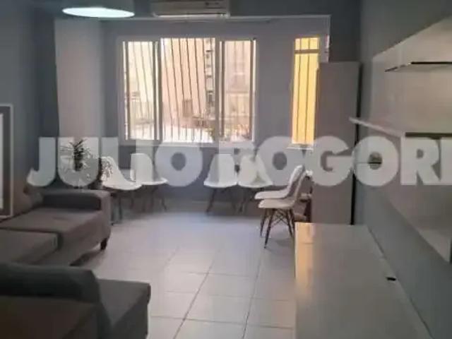 Apartamento para Venda em Rio de Janeiro/RJ Copacabana 3 Quartos