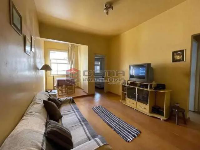 Apartamento para Venda em Rio de Janeiro/RJ Copacabana 3 Quartos