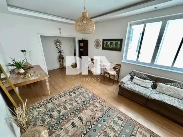 Apartamento para Venda em Rio de Janeiro/RJ Copacabana 3 Quartos