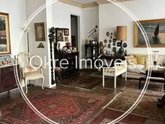 Apartamento para Venda em Rio de Janeiro/RJ Copacabana 3 Quartos