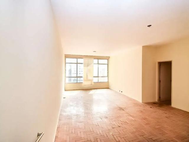 Apartamento para Venda em Rio de Janeiro/RJ Copacabana 3 Quartos