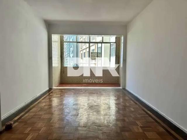 Apartamento para Venda em Rio de Janeiro/RJ Copacabana 3 Quartos
