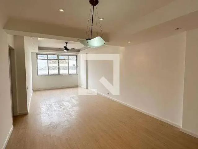 Apartamento para Venda em Rio de Janeiro/RJ Copacabana 3 Quartos