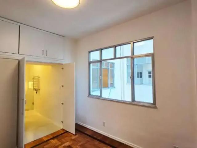 Apartamento para Venda em Rio de Janeiro/RJ Copacabana 3 Quartos