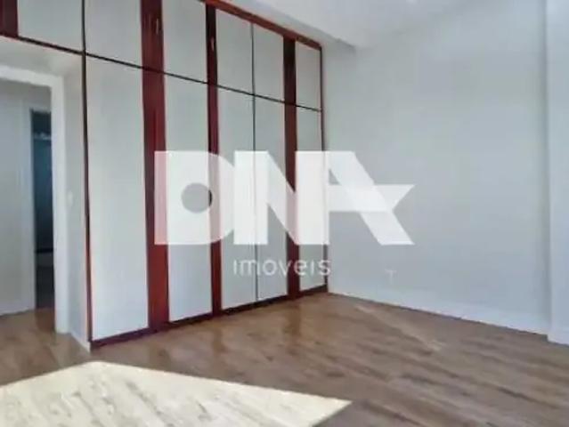 Apartamento para Venda em Rio de Janeiro/RJ Copacabana 3 Quartos