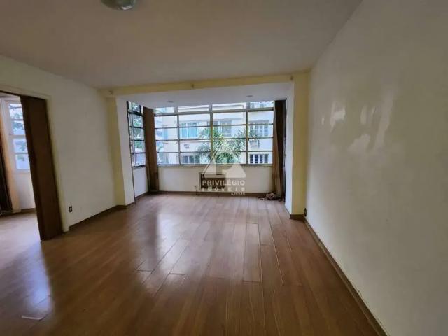 Apartamento para Venda em Rio de Janeiro/RJ Copacabana 3 Quartos