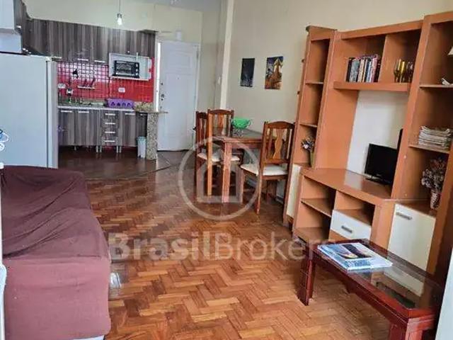 Apartamento para Venda em Rio de Janeiro/RJ Copacabana 3 Quartos