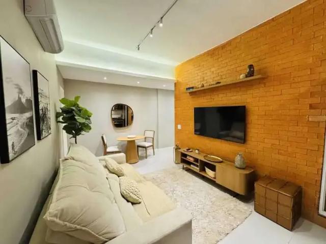 Apartamento para Venda em Rio de Janeiro/RJ Copacabana 3 Quartos