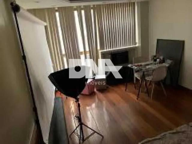 Apartamento para Venda em Rio de Janeiro/RJ Copacabana 3 Quartos