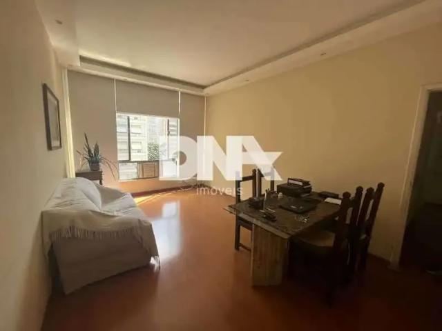 Apartamento para Venda em Rio de Janeiro/RJ Copacabana 3 Quartos