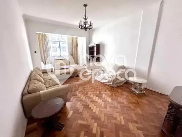 Apartamento para Venda em Rio de Janeiro/RJ Copacabana 3 Quartos