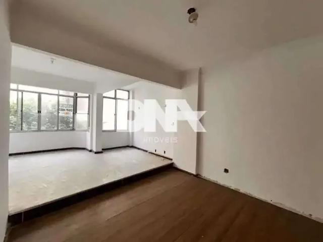 Apartamento para Venda em Rio de Janeiro/RJ Copacabana 3 Quartos