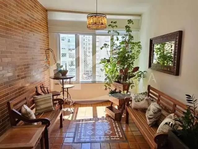 Apartamento para Venda em Rio de Janeiro/RJ Copacabana 3 Quartos