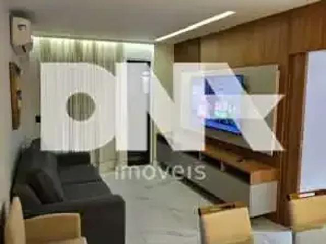 Apartamento para Venda em Rio de Janeiro/RJ Copacabana 3 Quartos