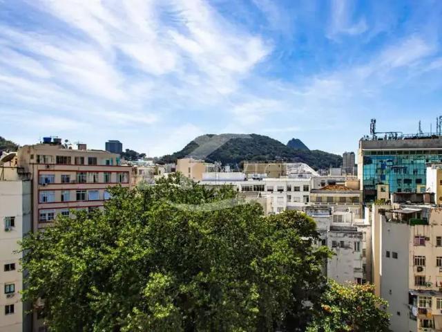 Apartamento para Venda em Rio de Janeiro/RJ Copacabana 3 Quartos