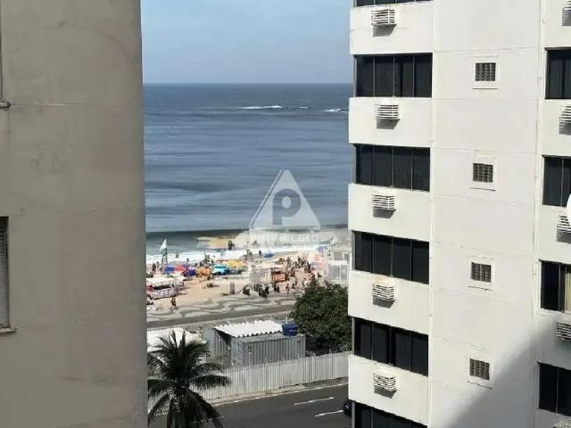 Apartamento para Venda em Rio de Janeiro/RJ Copacabana 3 Quartos