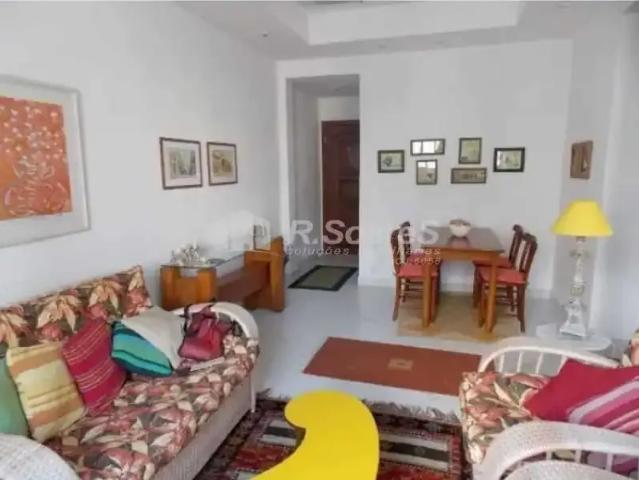 Apartamento para Venda em Rio de Janeiro/RJ Copacabana 3 Quartos