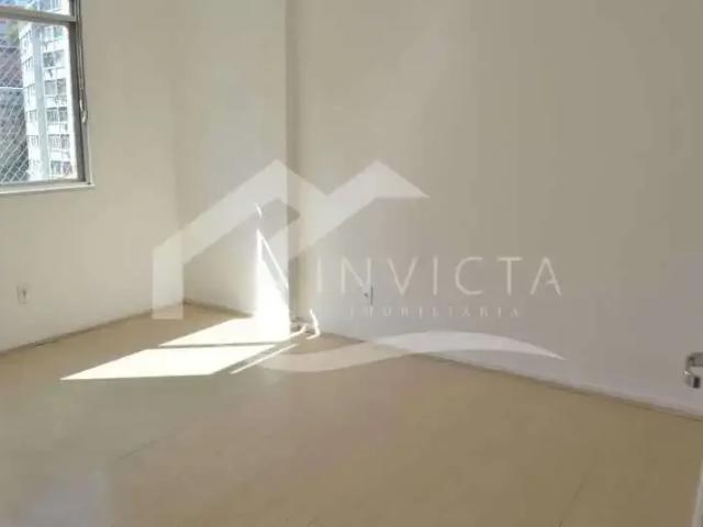 Apartamento para Venda em Rio de Janeiro/RJ Copacabana 3 Quartos
