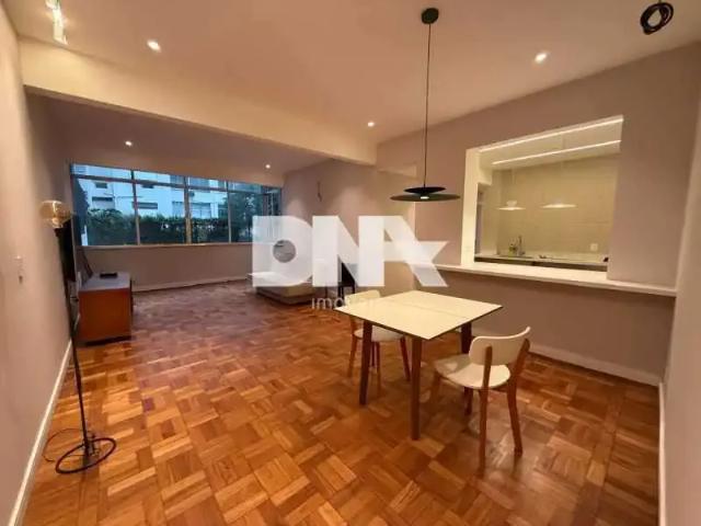 Apartamento para Venda em Rio de Janeiro/RJ Copacabana 3 Quartos