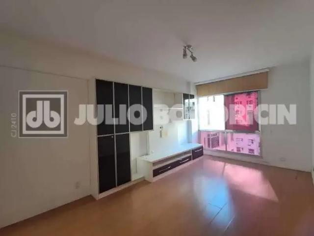 Apartamento para Venda em Rio de Janeiro/RJ Copacabana 3 Quartos