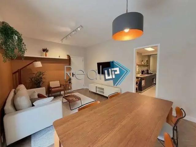 Apartamento para Venda em Rio de Janeiro/RJ Copacabana 3 Quartos