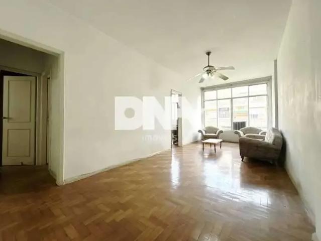 Apartamento para Venda em Rio de Janeiro/RJ Copacabana 3 Quartos